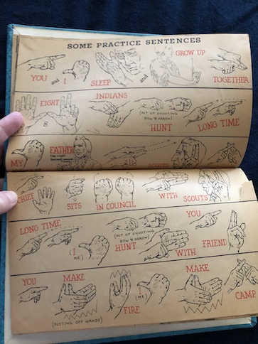 How Sign Talk in Pictures – Jestress's Forgotten Books and Stories