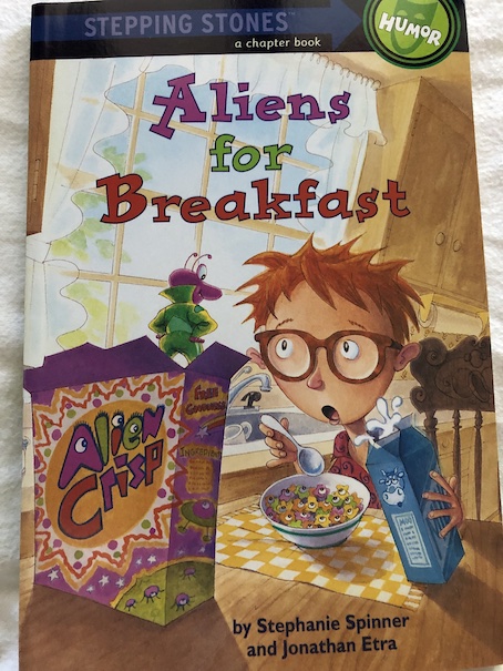Aliens for Breakfast – Jestress's Forgotten Books and Stories